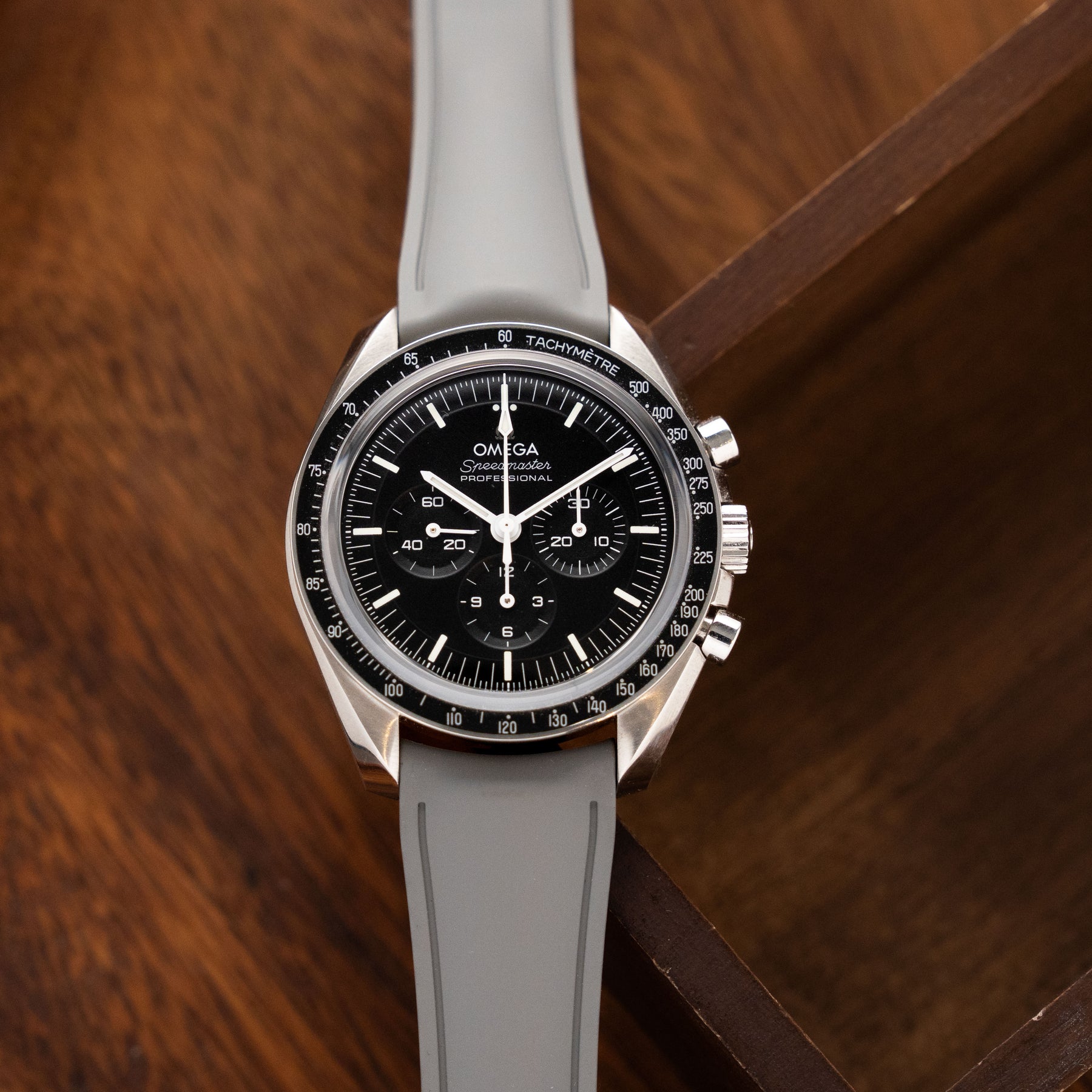 OWC CUSTOMIZABLE SIZE FKM CURVED | GREY – OPTO WATCH CO.